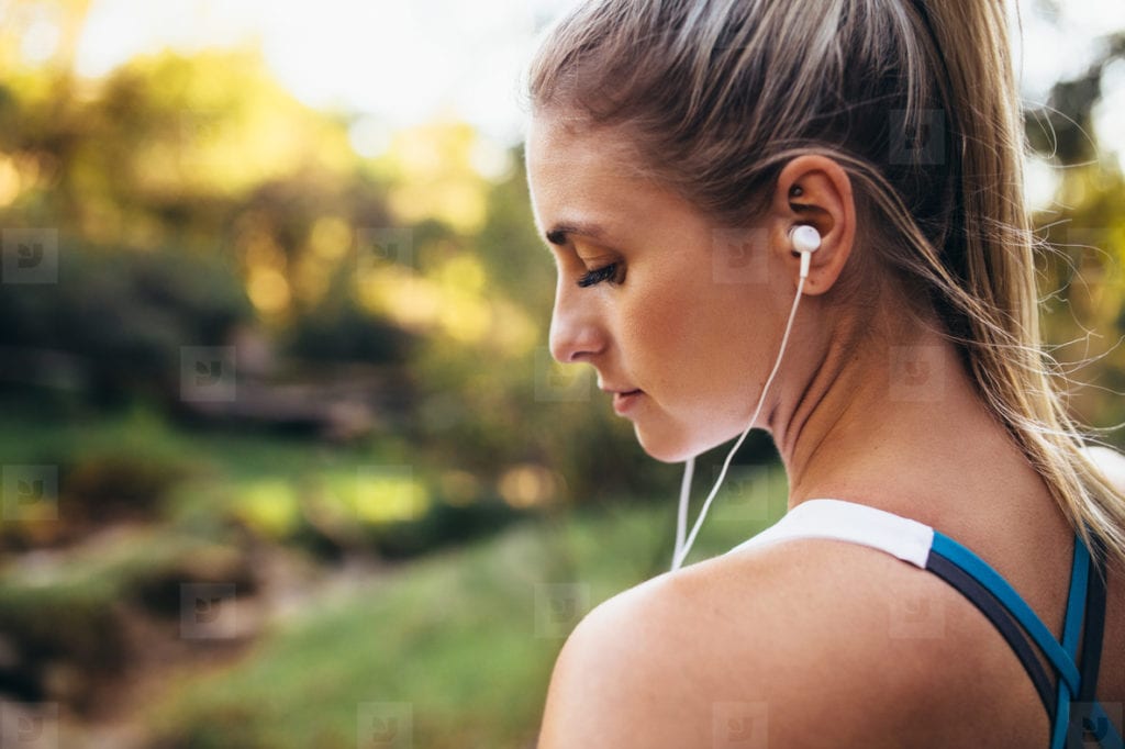 7 Best Wireless Earbuds for Outdoor Use – New England Gear Guide